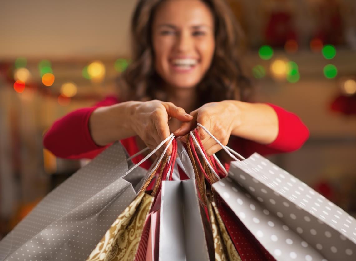 10 Facts and Statistics to Consider For Your Holiday Customer Support ...